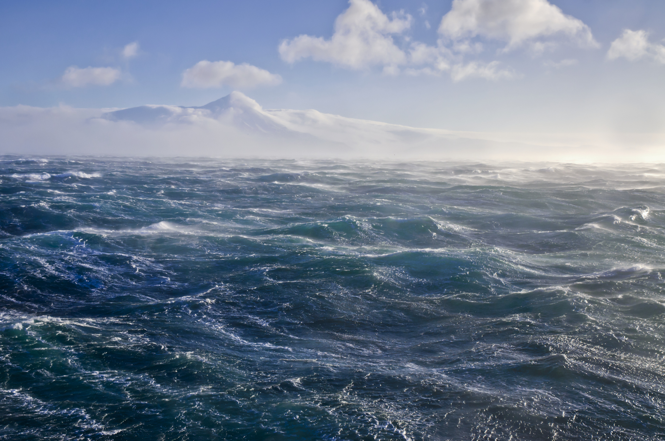 WATCH: Terrifying drone footage shows giant 28-foot waves headed for ...